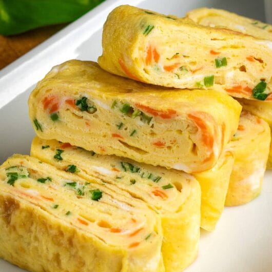 Korean Egg Roll (Gyeran Mari) Recipe - Chef B Kitchen